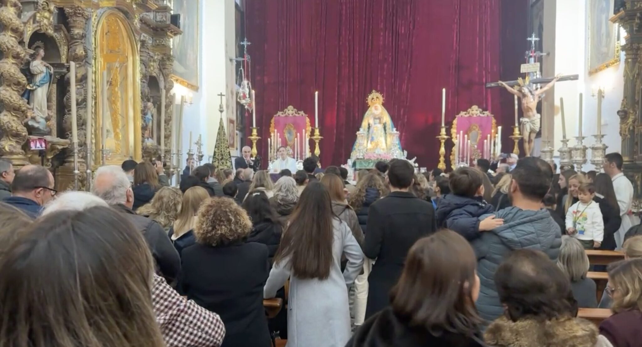 La Esperanza tuvo que suspender su salida a última hora por la falta de seguridad